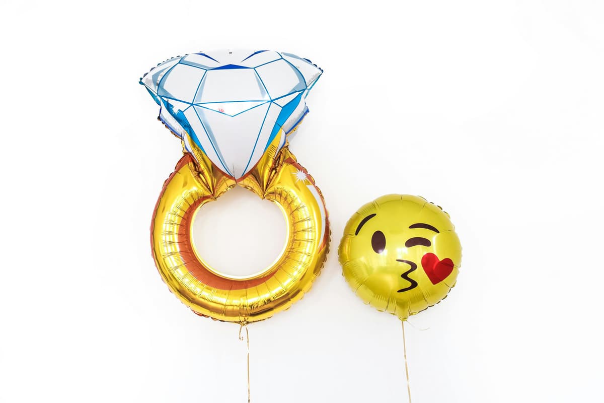 50+ Fun Emoji Riddles with Answers: Ultimate Emoji Puzzle ...